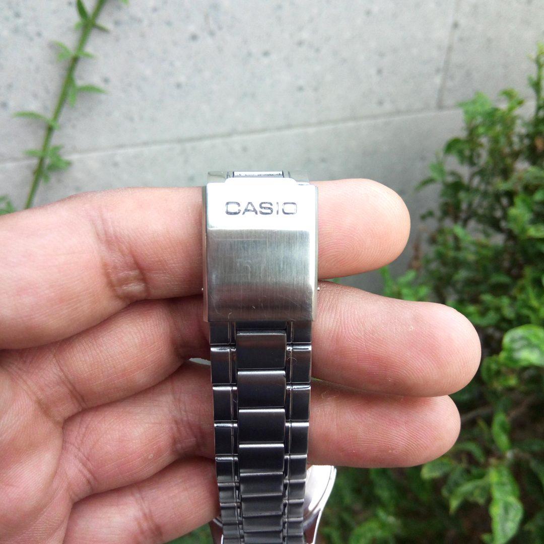 Casio MTP-V006 - ChaCha Watch
